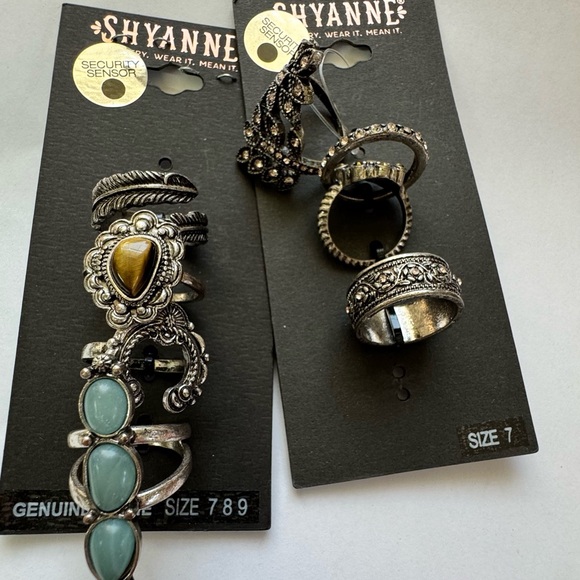 Shyanne | Jewelry | Shyanne Silver And Blue Vintagestyle Ring Set ...